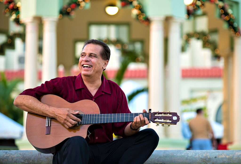 Cayey rinde homenaje a uno de sus predilectos: Herminio de Jesús