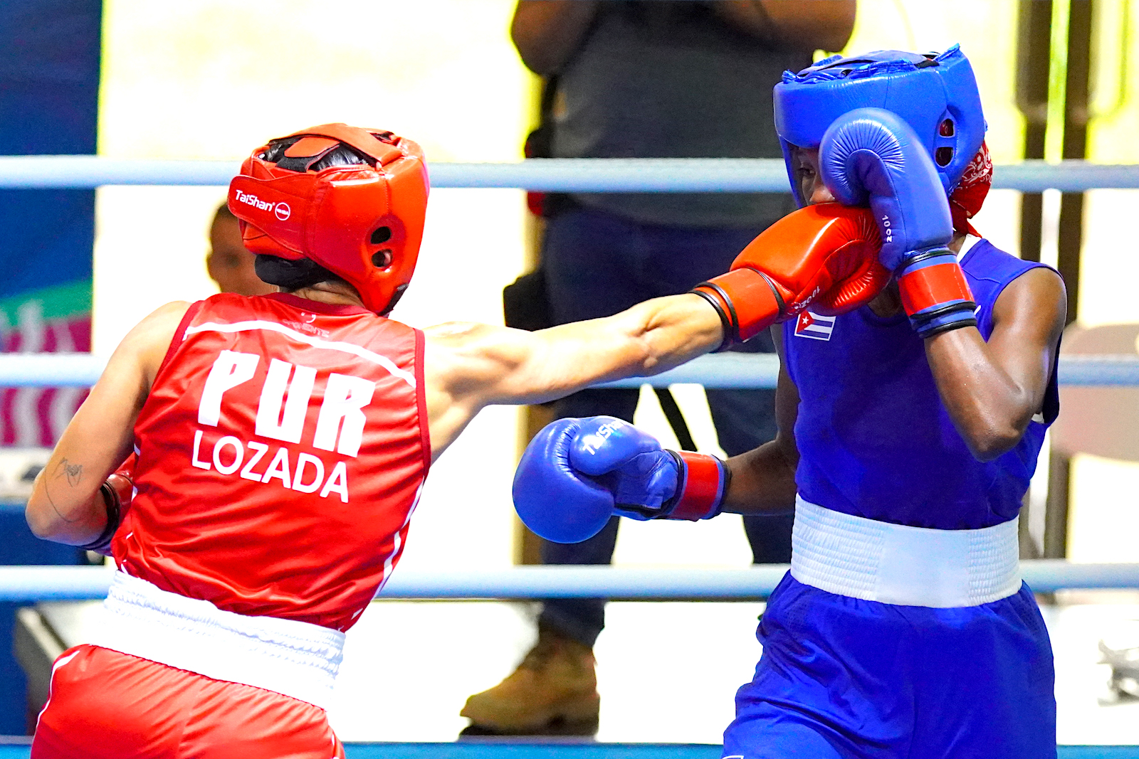 Revalida Ashleyann Lozada como campeona en los 57 kilos
