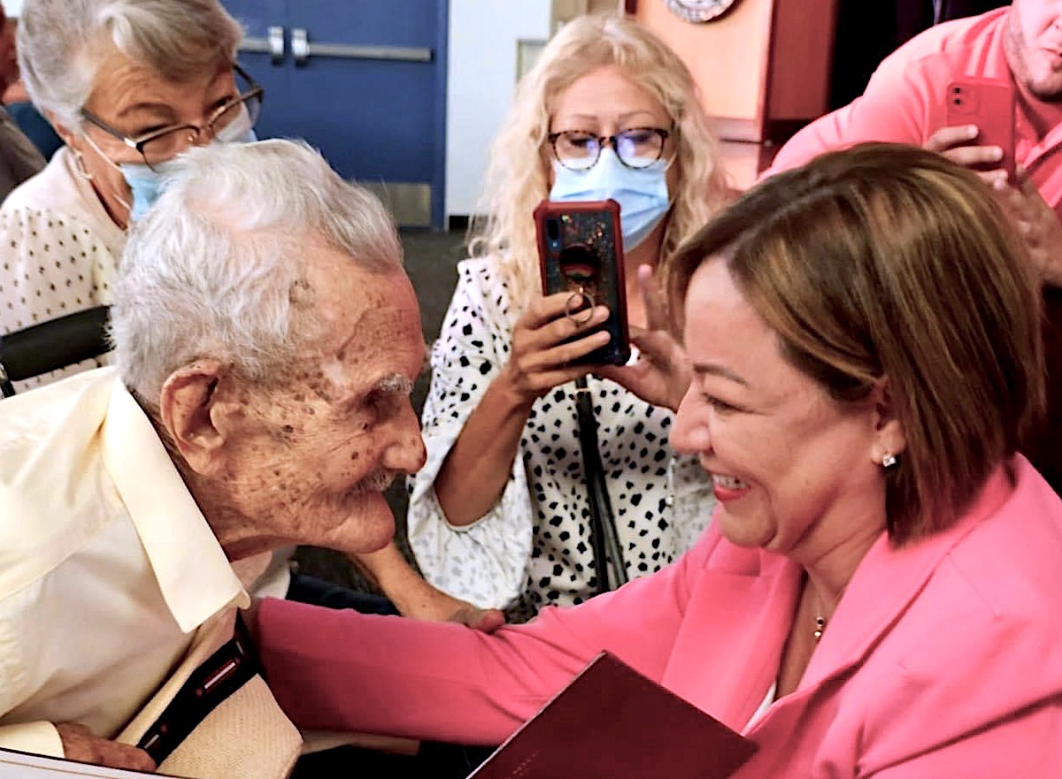 Morovis celebra la vida de don Sixto: un padre con 105 años de edad