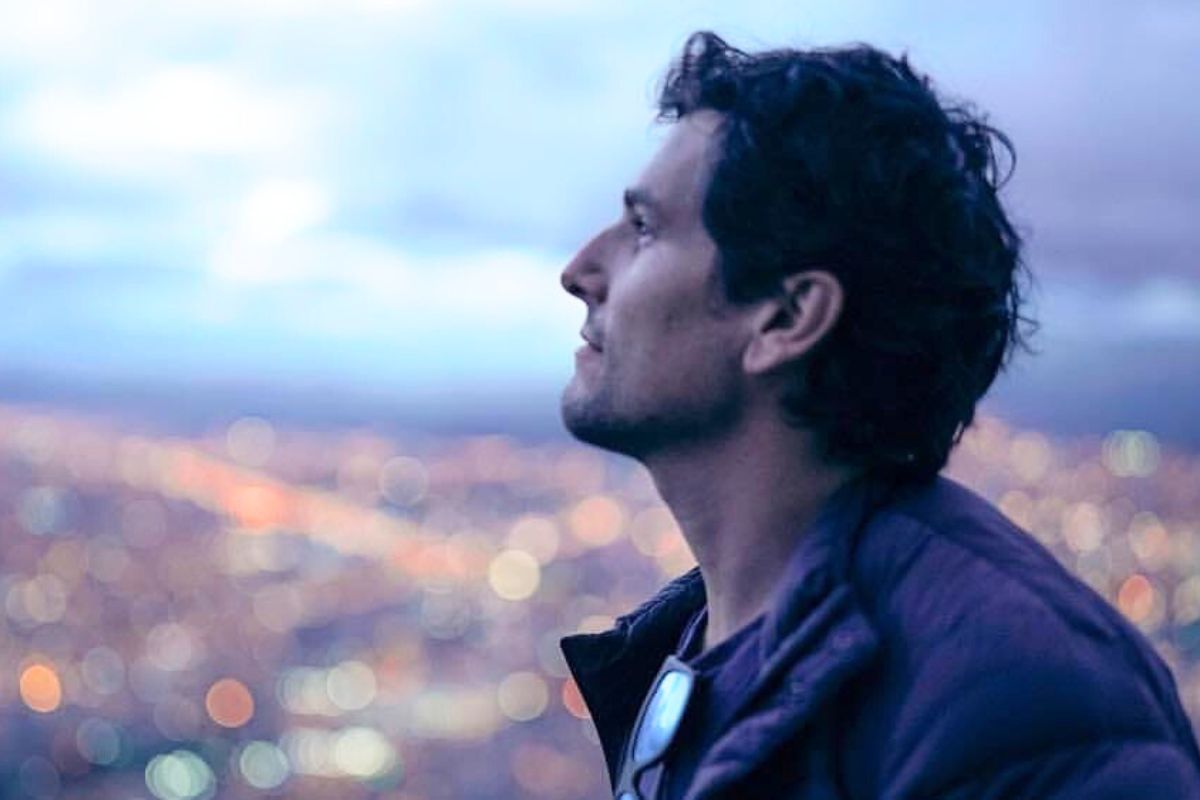 Alan x el mundo viene a convención de turismo en Puerto Rico