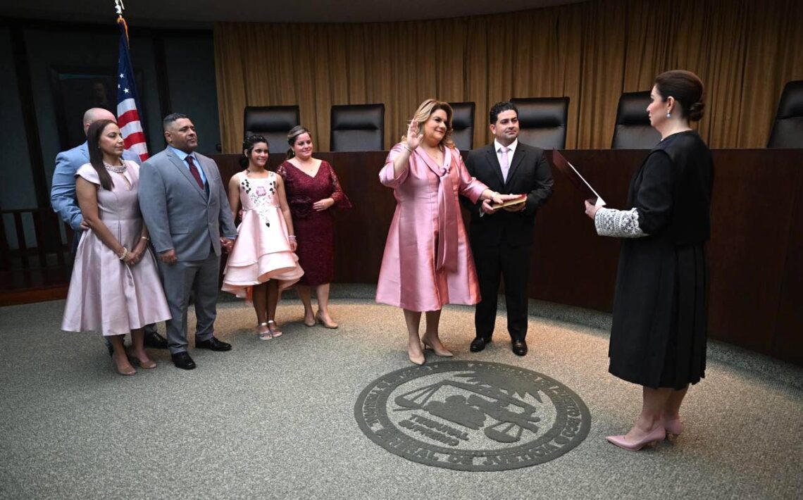 Jenniffer González Colón se convierte en la gobernadora de Puerto Rico